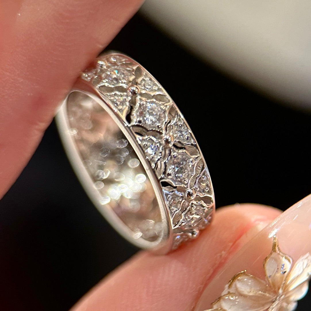 Wholesale Pure silver light luxury diamond Grace carved hollow diamond ...